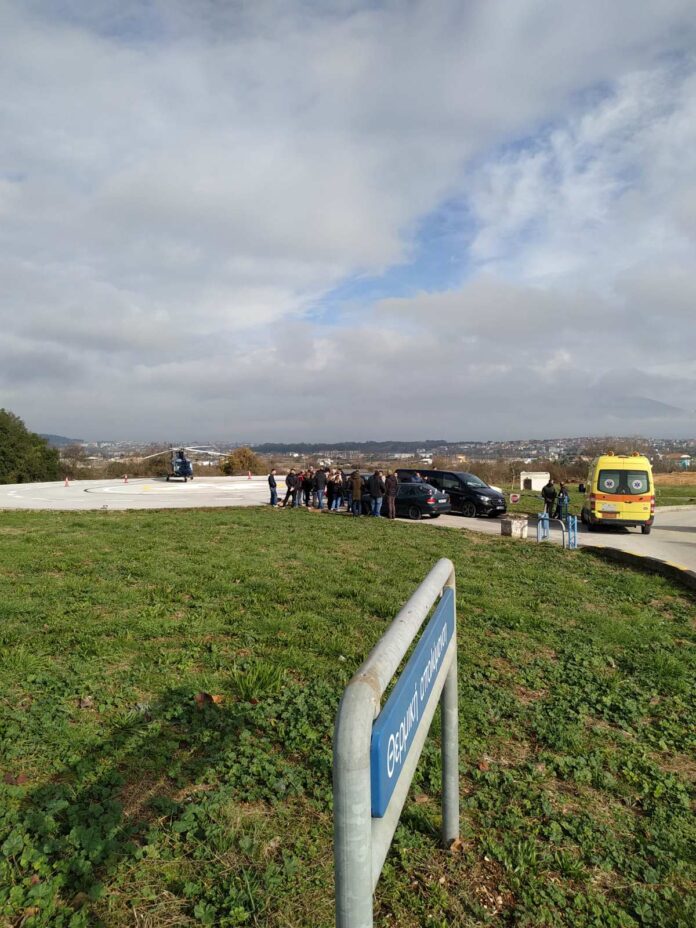 Εκπαιδεύεται το προσωπικό του ΕΚΑΒ στις αεροδιακομιδές – Πρωινά Νέα